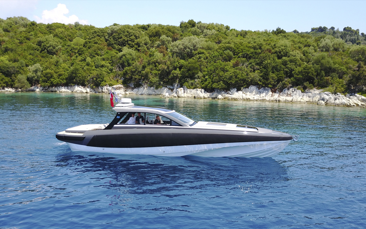 BLADERUNNER 45 GTO - ICEMarine