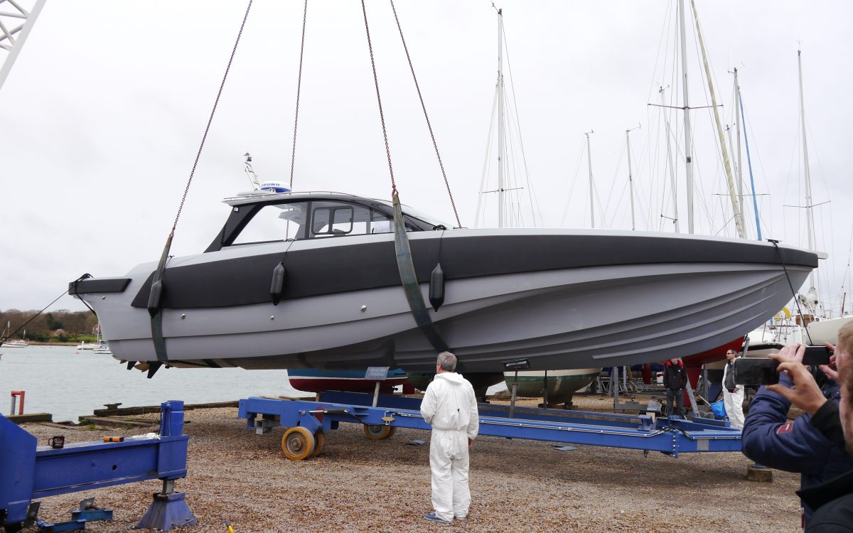 Bladerunner 45 Interceptor | Offshore Military Powercraft
